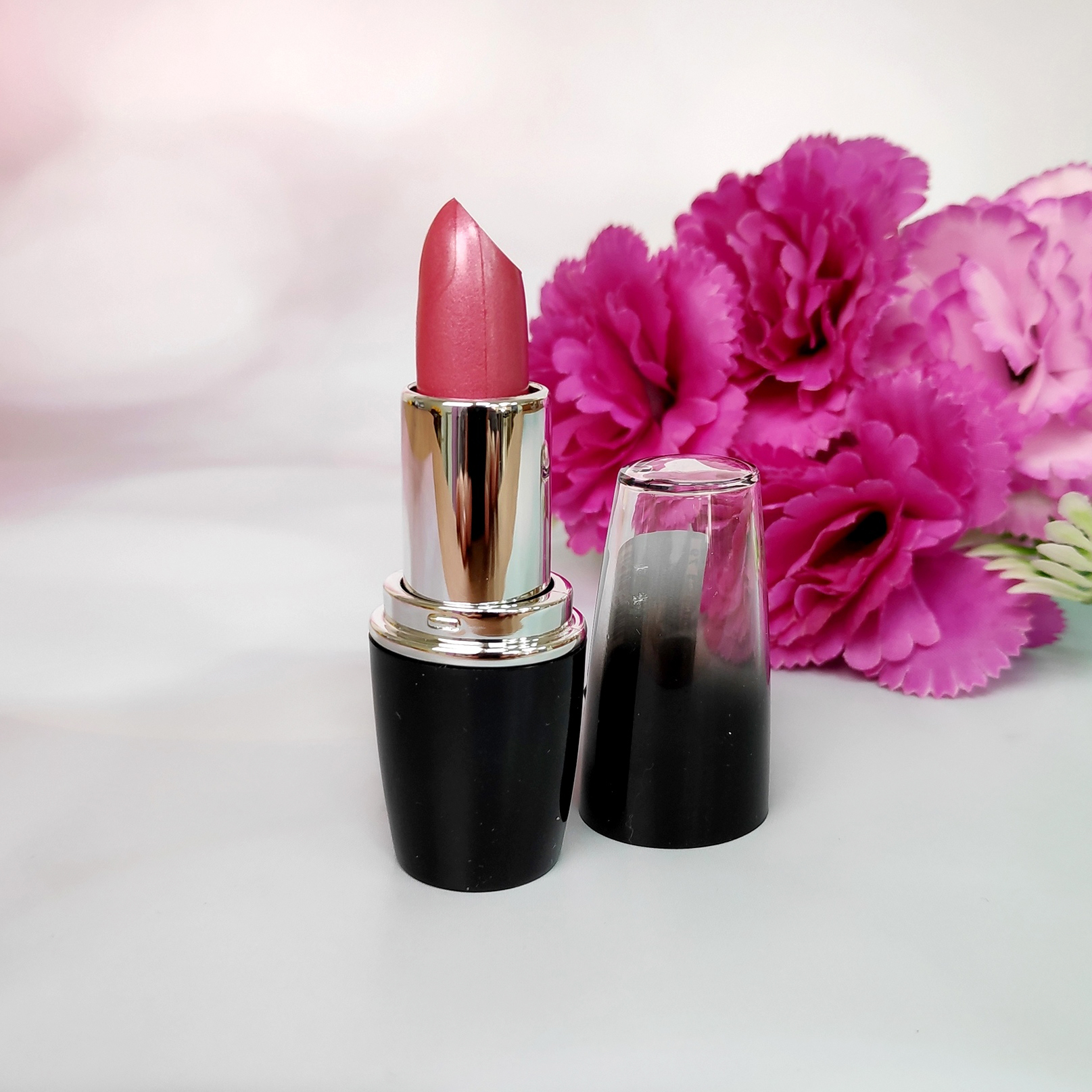 Помада для губ Parisa Creamy, с касторовым маслом, оттенок: 70 Красная ...